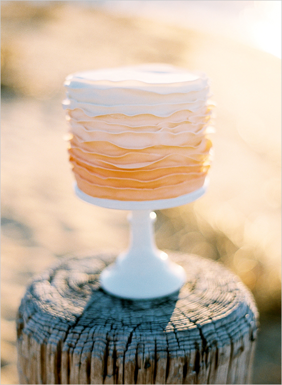 Pinterest Trends: Ruffled Wedding Cakes | Mayhar Design